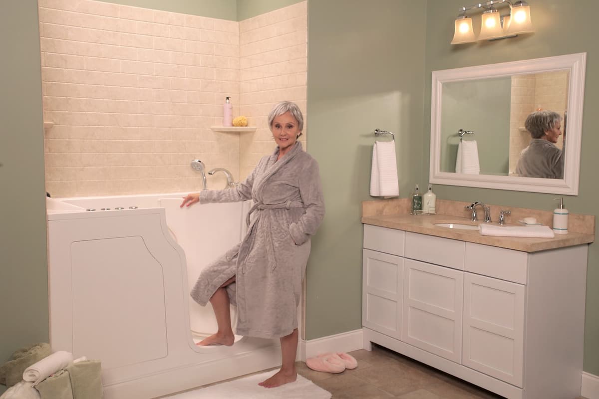 Walk In Bath | Total Bath Systems | Plainville, CT